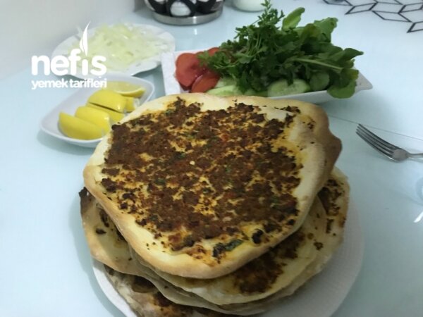 Ev Yapımı Lahmacun - Nefis Yemek Tarifleri - #3868089