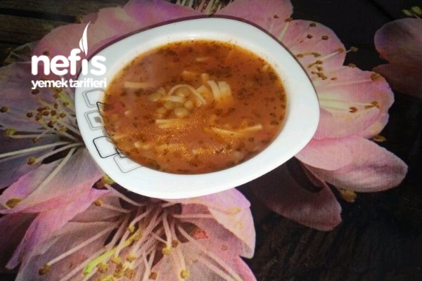 Yeşil Mercimekli Erişteli Çorba - Nefis Yemek Tarifleri - #3997200