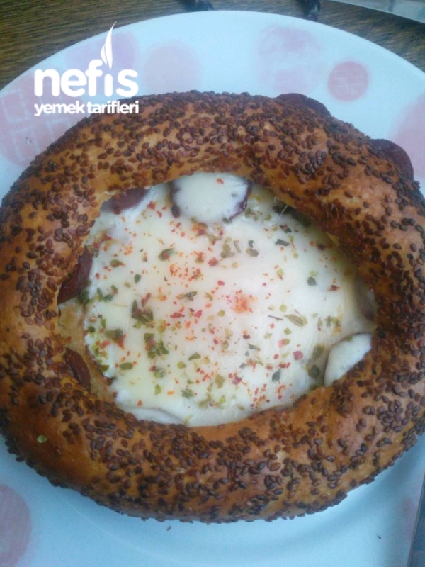 Sucuklu Kaşarlı Simit Arası - Nefis Yemek Tarifleri