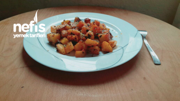 Kahvaltılık Salçalı Patates Sote - Nefis Yemek Tarifleri