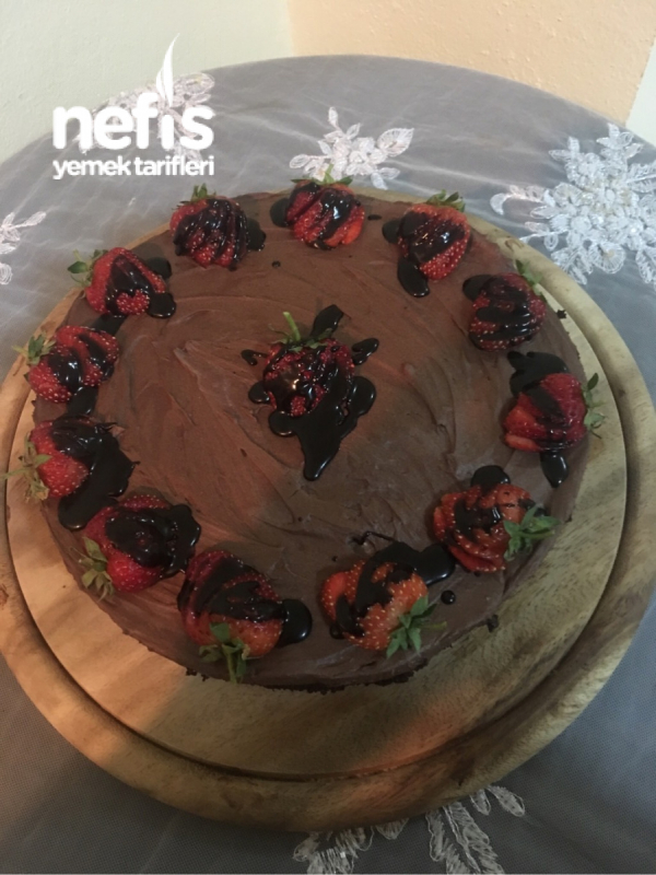 Mousse (Mus) Kremalı Pasta - Nefis Yemek Tarifleri