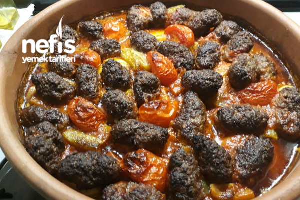 Güveçte İzmir Köfte - Nefis Yemek Tarifleri - #4437159
