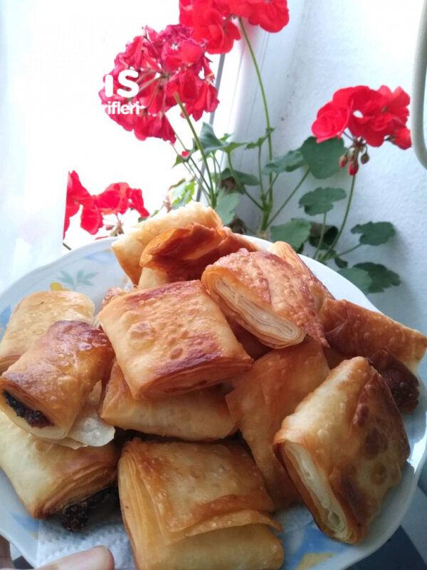Rulo Börek - Nefis Yemek Tarifleri - #4432710