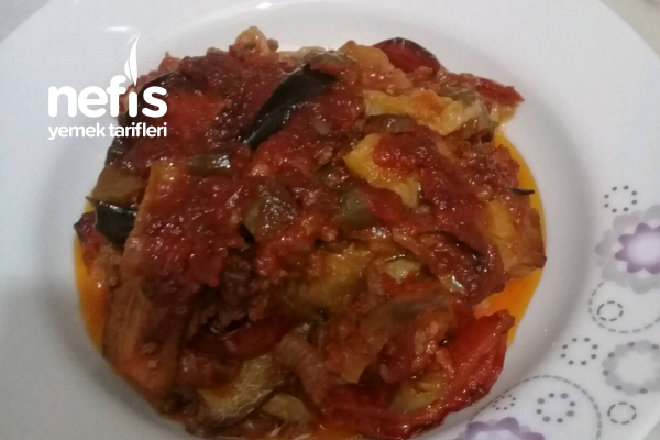 Musakka Tarifi - Nefis Yemek Tarifleri - #4578092
