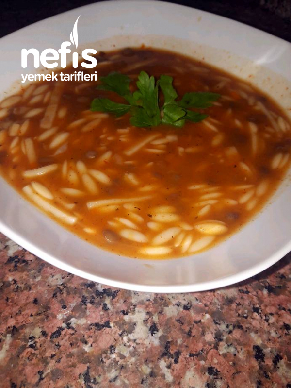 Erişteli Yeşil Mercimek Çorbası - Nefis Yemek Tarifleri - #4651927