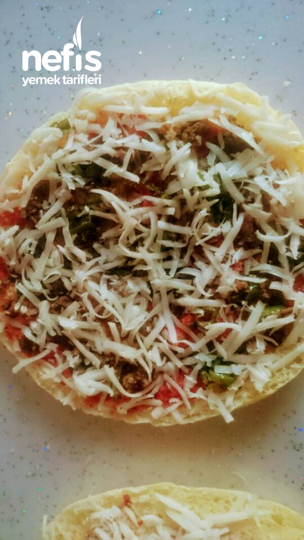 Pratik Kuşbaşı Etli Bazlama Pizza - Nefis Yemek Tarifleri