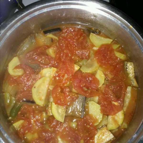 Tavuklu Türlü Yemeği Tarifi - Nefis Yemek Tarifleri