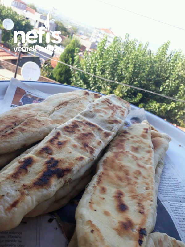 Sacda Kıymalı Pide - Nefis Yemek Tarifleri