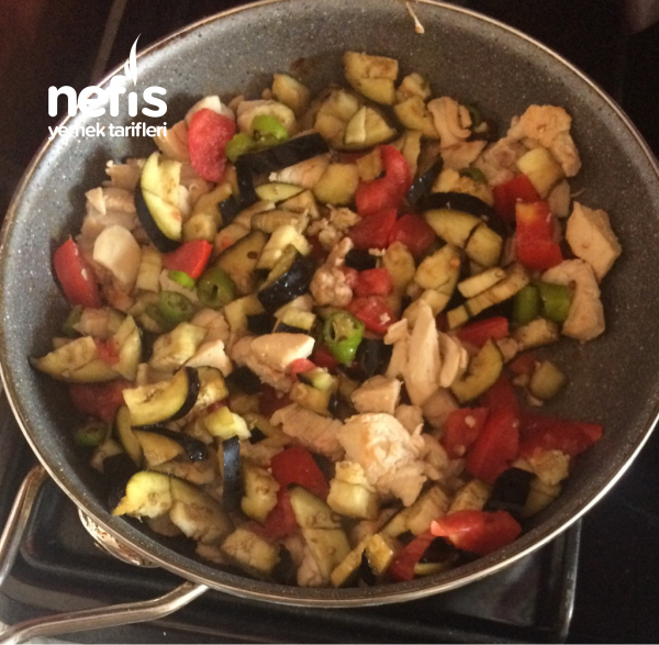 Tavuk Güveç Tarifi - Nefis Yemek Tarifleri - #4953736