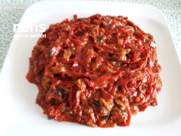 Kırmızı Kapya Biber Salatası - Nefis Yemek Tarifleri