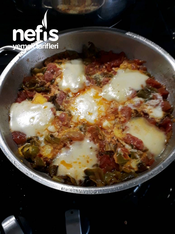 Kaşarlı Menemen - Nefis Yemek Tarifleri - #5018157