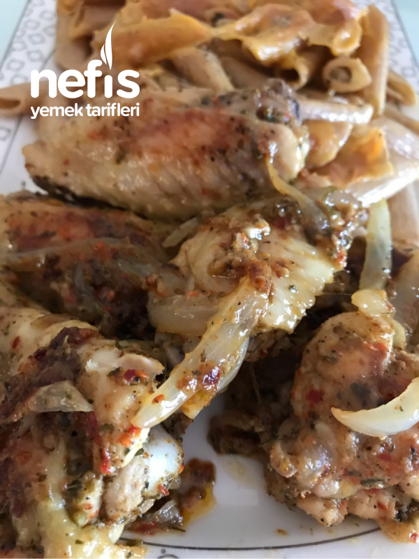 Bol Soğanlı, Bol Baharatlı, Bol Acılı Tavuk Kanatları - Nefis Yemek ...