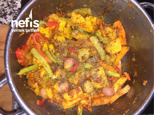 Fırında Tavuklu Türlü - Nefis Yemek Tarifleri - #5140379