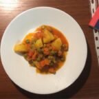 Patatesli Havuçlu Bezelye Yemeği Tarifi - Nefis Yemek Tarifleri
