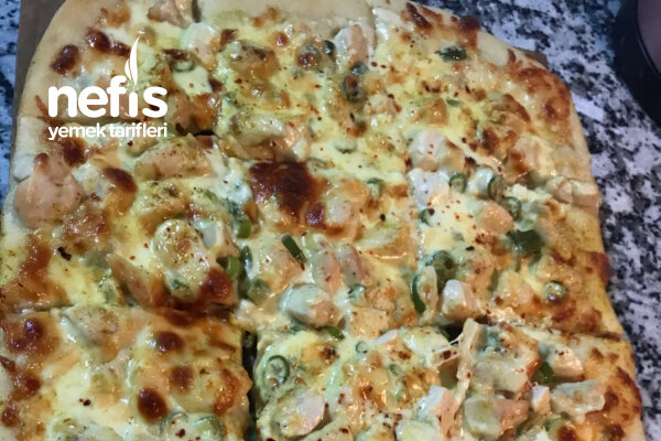 Tavuklu Köri Soslu Pizza - Nefis Yemek Tarifleri