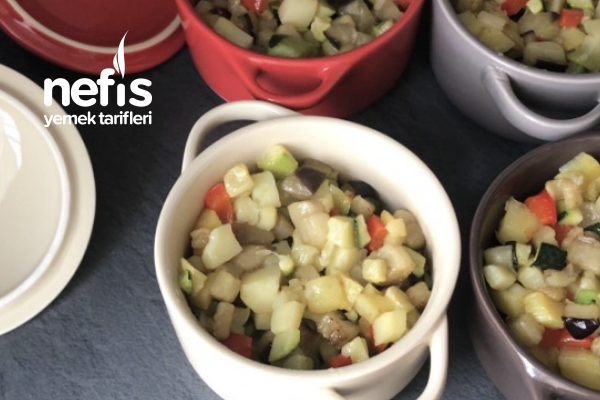 Kaşarlı Sebzeli Kuşbaşı Etli Güveç (Nefis) - Nefis Yemek Tarifleri