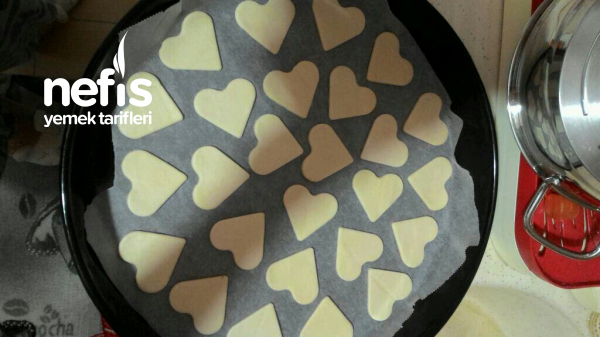 Milföyden Tek Lokmalık Kalp Tatlılar - Nefis Yemek Tarifleri
