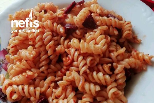 Sucuklu Makarna - Nefis Yemek Tarifleri - #5572605
