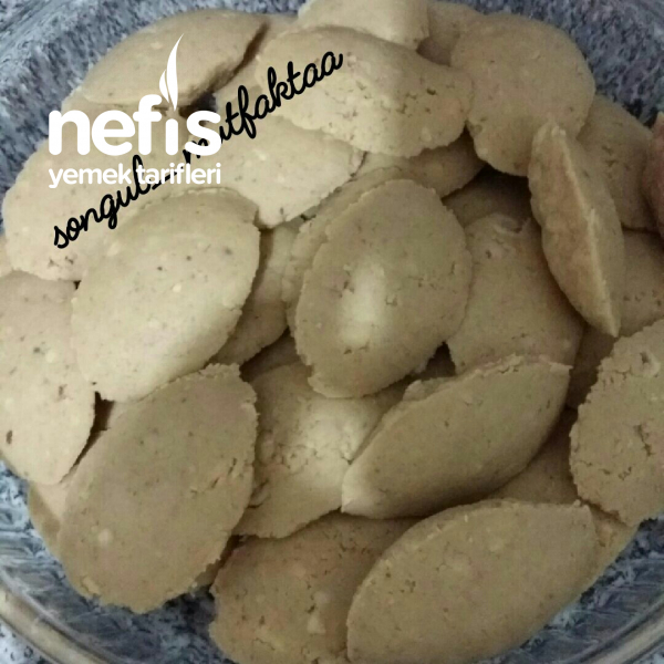 Teremyağlı Kaşık Helvası - Nefis Yemek Tarifleri