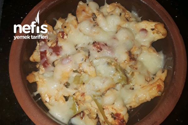 Güveçte Kaşarlı Tavuk - Nefis Yemek Tarifleri - #5632808