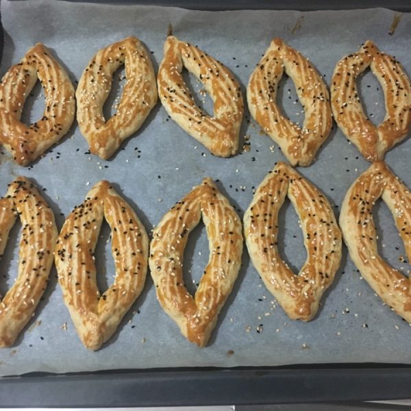 Pastane Usulü Çatal Yapımı (videolu) - Nefis Yemek Tarifleri