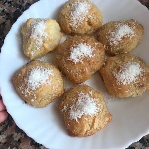 Kolay Tatlı (3 Malzemeli) - Nefis Yemek Tarifleri