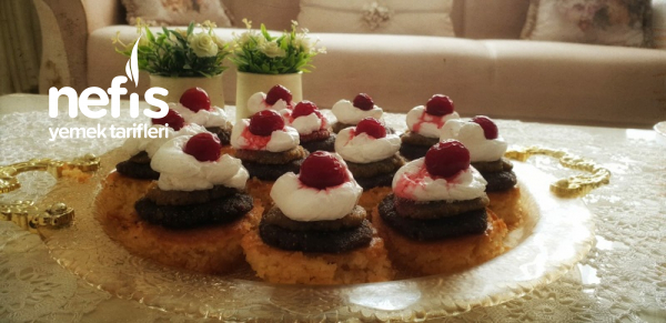 Renkli Revani Tatlı - Nefis Yemek Tarifleri