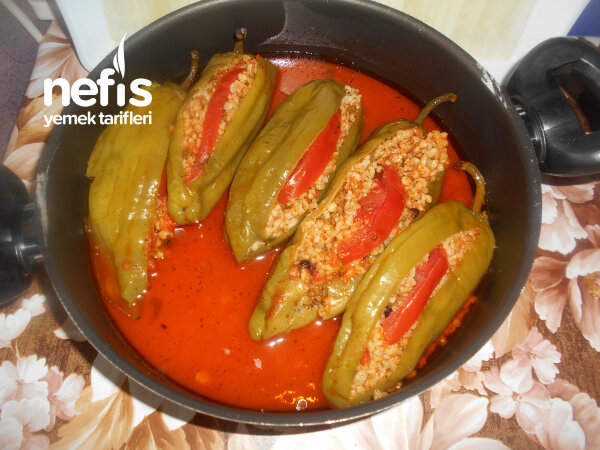 Zeytinyağlı Köy Biberi Dolması - Nefis Yemek Tarifleri