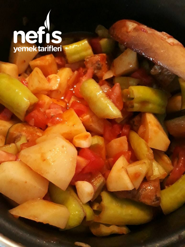 Patlıcanlı Türlü - Nefis Yemek Tarifleri