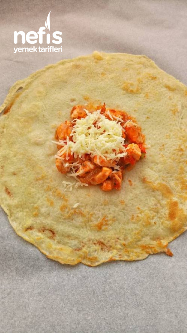 Kaşarlı Tavuklu Krep - Nefis Yemek Tarifleri