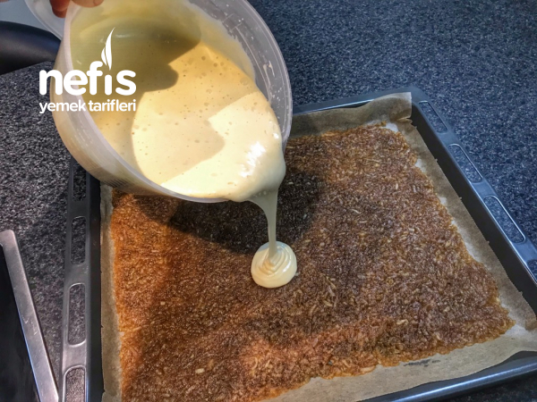 Pamuk Gibi Dokusuyla Nefis Elmalı Rulo Kek - Nefis Yemek Tarifleri