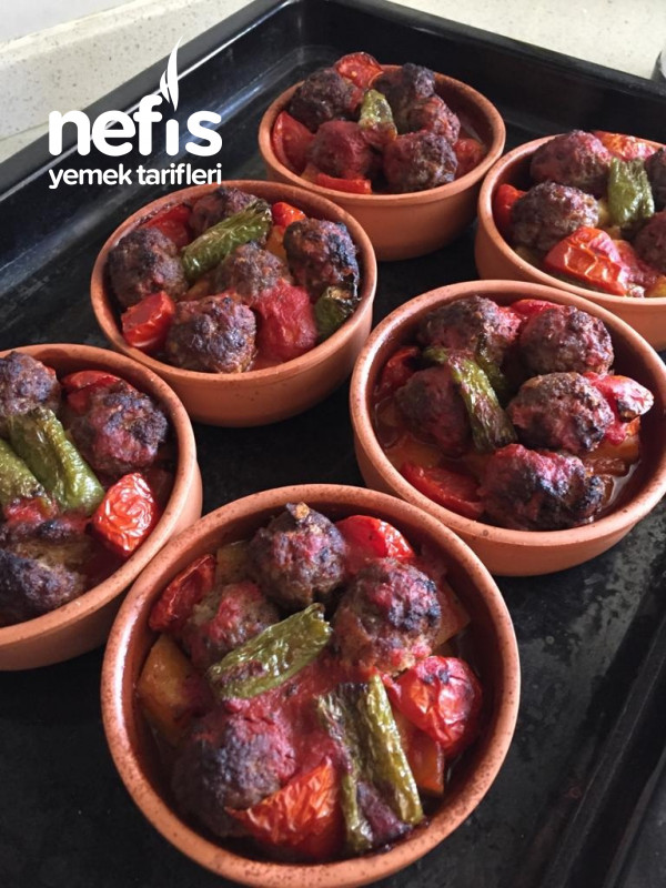 Güveçte Köfte - Nefis Yemek Tarifleri - #7255070