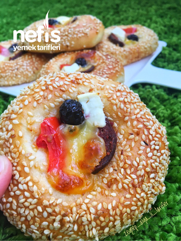 Simit Tadında Mini Pizzalar - Nefis Yemek Tarifleri