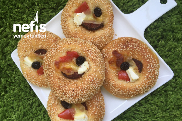 Simit Tadında Mini Pizzalar - Nefis Yemek Tarifleri