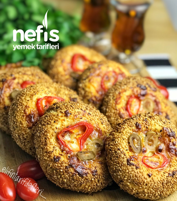 Susamlı Kolay Pizza (Mayasız) - Nefis Yemek Tarifleri