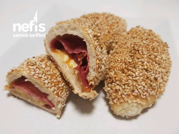 Arası Pastırmalı Kaşarlı Simit - Nefis Yemek Tarifleri