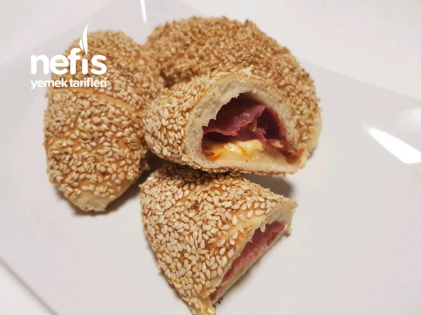 Arası Pastırmalı Kaşarlı Simit - Nefis Yemek Tarifleri