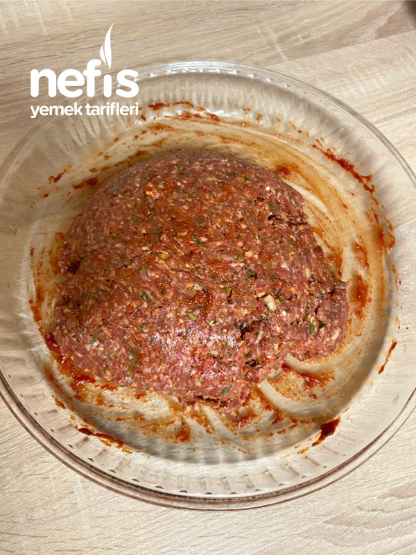 Tepsi Kebabı (Sini Kebabı) - Nefis Yemek Tarifleri