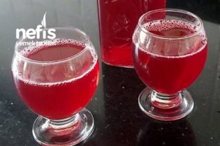 Vişne Likörü - Nefis Yemek Tarifleri