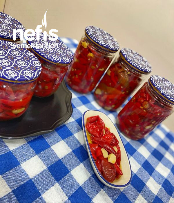 Şekerli Süs Biberi Turşusu - Nefis Yemek Tarifleri