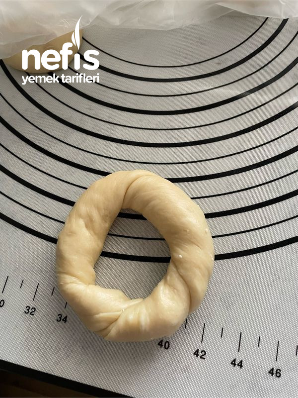 Simit Poğaça (Peynir Dolgulu) - Nefis Yemek Tarifleri