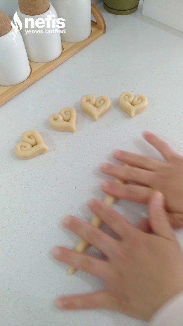Kalp Tatlısı Görüntüsü Lezzeti Şahane - Nefis Yemek Tarifleri