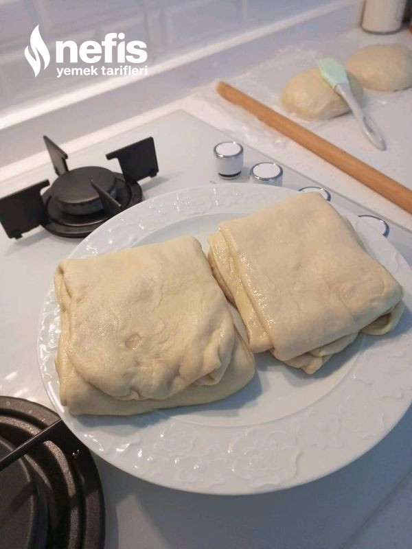 Pırasalı Rulo Börek - Nefis Yemek Tarifleri - #10702406