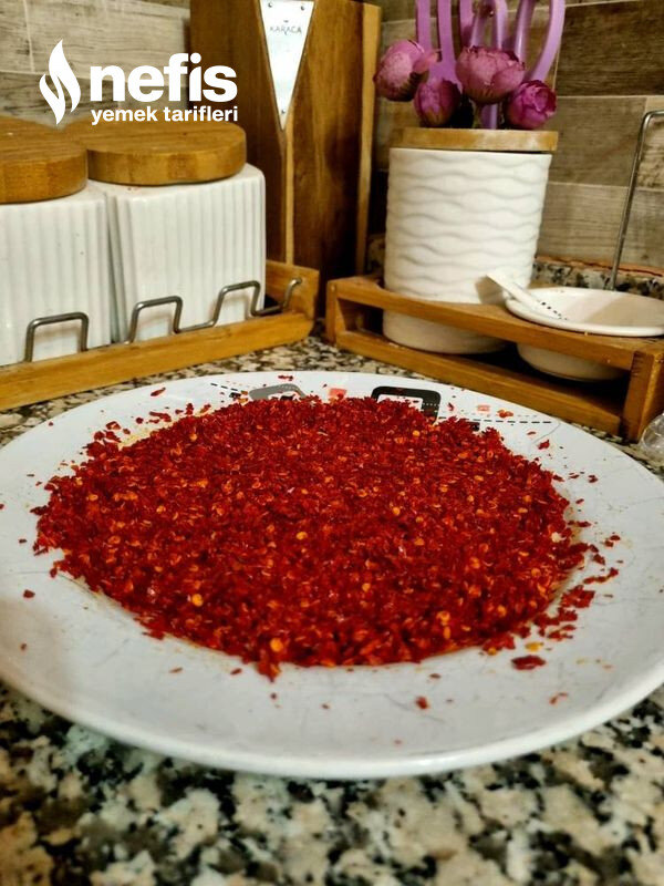 Pul Biber Yapımı Tarifi - Nefis Yemek Tarifleri