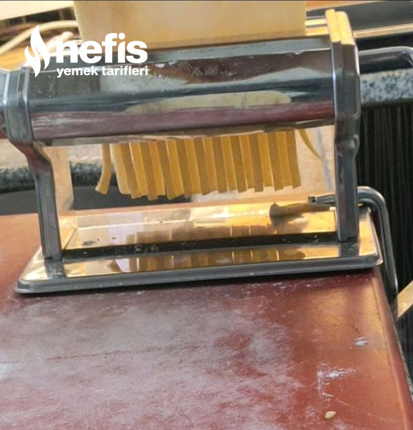 Ev Yapımı Taze Baharat Soslu Makarna - Nefis Yemek Tarifleri