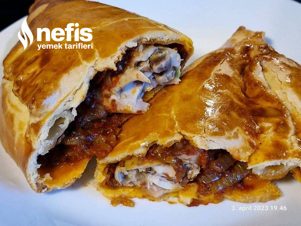 İçi Tavuk Ve Soğanlı Hamur - Nefis Yemek Tarifleri