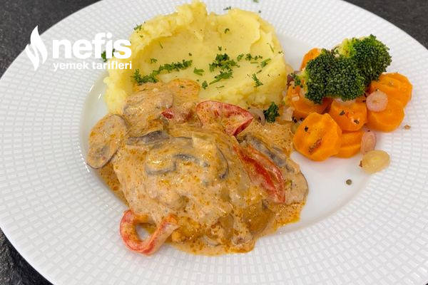 Fırında Kremalı Biber Ve Mantarlı Tavuk İncik - Nefis Yemek Tarifleri