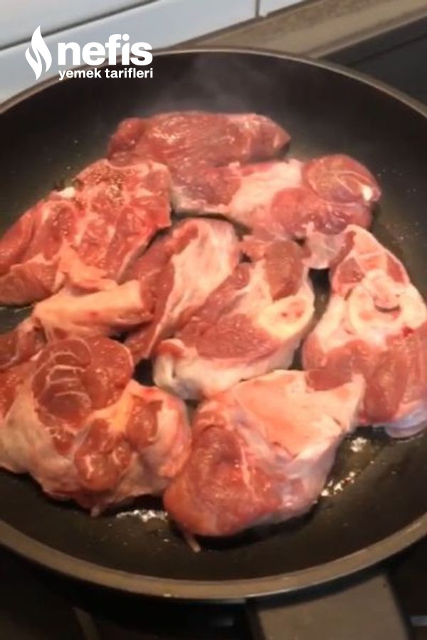 Güveçte Kuzu Gerdan - Nefis Yemek Tarifleri - #11202032