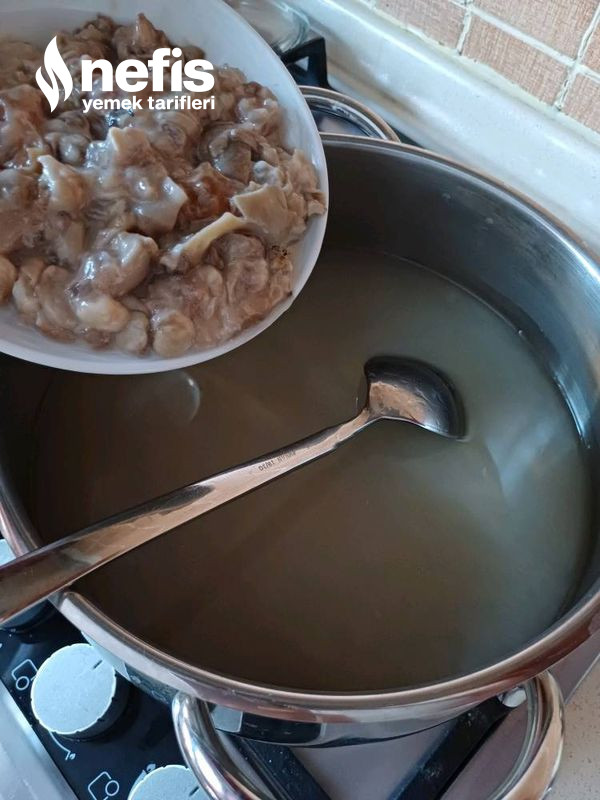 Kolojen Ve Kalsiyum Deposu Kuzu Paça Çorbası - Nefis Yemek Tarifleri