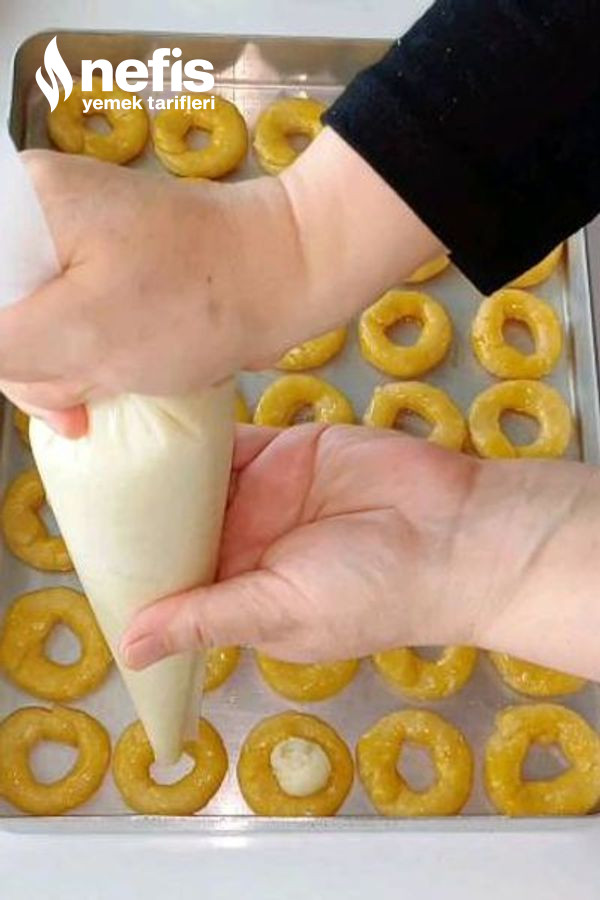 Şerbetli Kaymaklı Tatlı Tarifi - Nefis Yemek Tarifleri